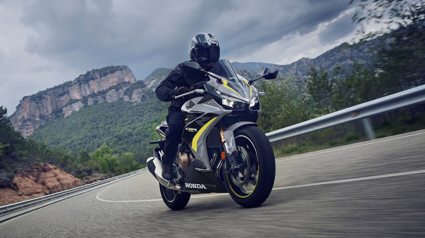 Honda Powersports Canada: Motorcycles, ATVs, & Side-by-Sides (SxS)