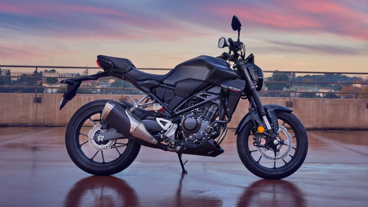 2023 Standard On-Road Motorcycles | Honda Powersports Canada