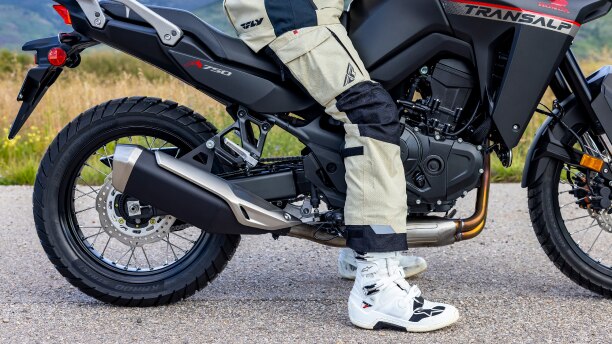 Honda Adventure On-Road Motorcycles | Honda Powersports Canada