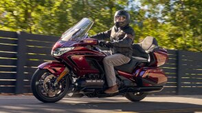 Honda Gold Wing Tour Motorcycle | Honda Powersports Canada